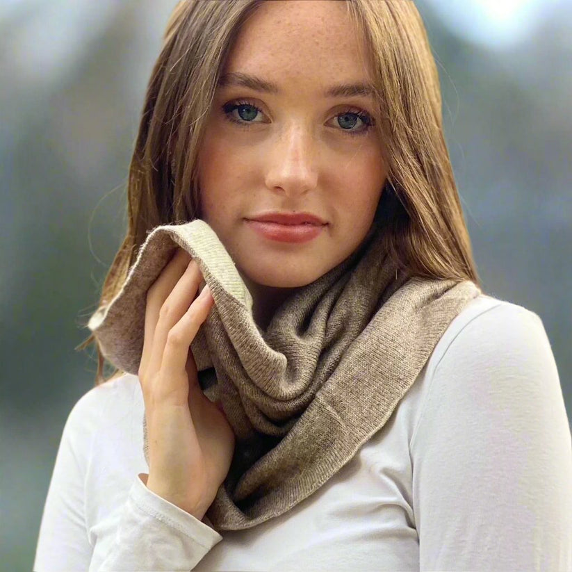 Ash Brown & Natural Cream Reversible Snood | Signature Cashmere